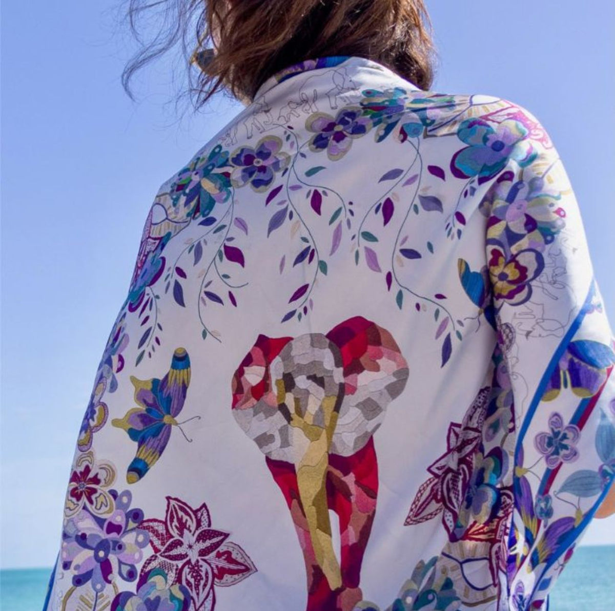 ELEPHANT SCARF – SILK/SOIE Inc.